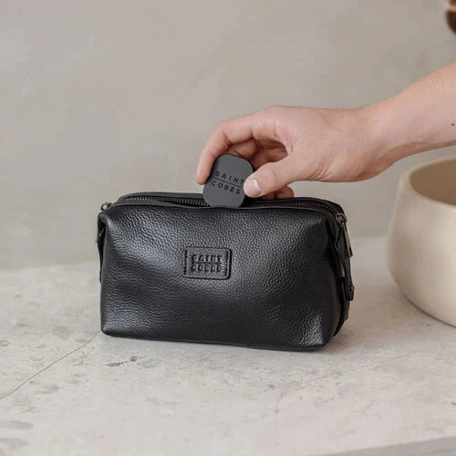 The Short Haul Leather Wash Bag – Teddy Sinclair
